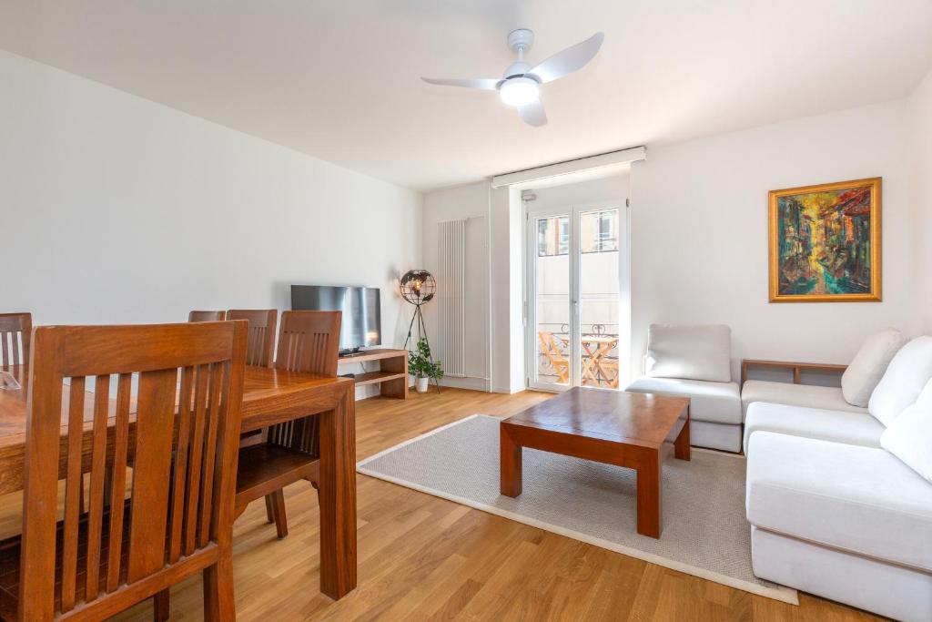 KAYA Zurich Apartment 2B - Downtown 2BR Deluxe Apt, Zúrich (precios ...