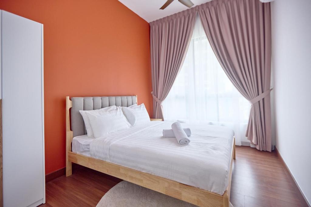 Sunsuria Forum SOHO & Residence Suites Setia Alam by MOKA, Shah Alam ...