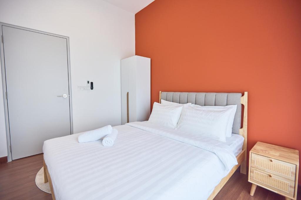 Sunsuria Forum SOHO & Residence Suites Setia Alam by MOKA, Shah Alam ...