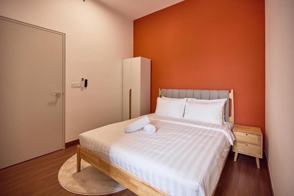 Sunsuria Forum SOHO & Residence Suites Setia Alam by MOKA, Shah Alam ...