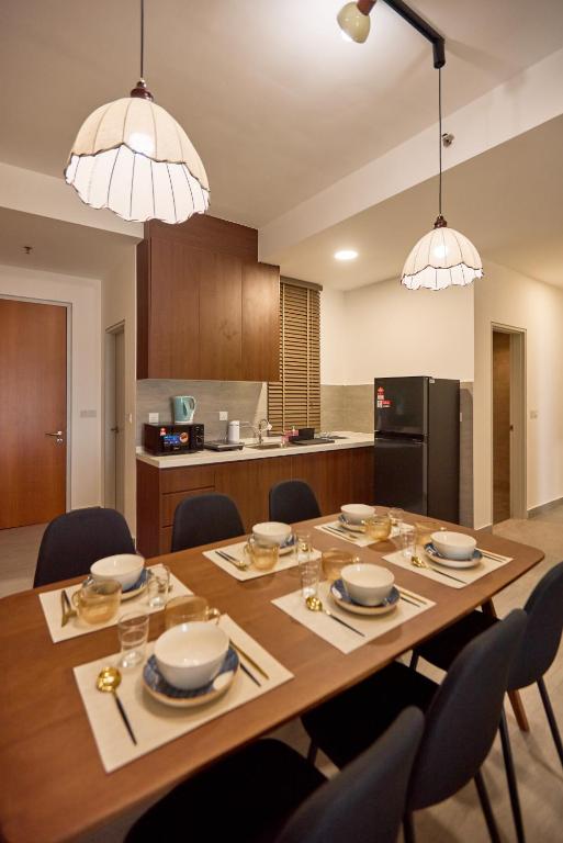 Sunsuria Forum SOHO & Residence Suites Setia Alam by MOKA, Shah Alam ...