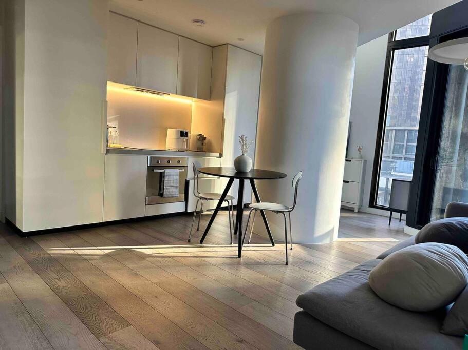 Hidden Loft - Luxury in the Heart of Melbourne, Melbourne (preços ...
