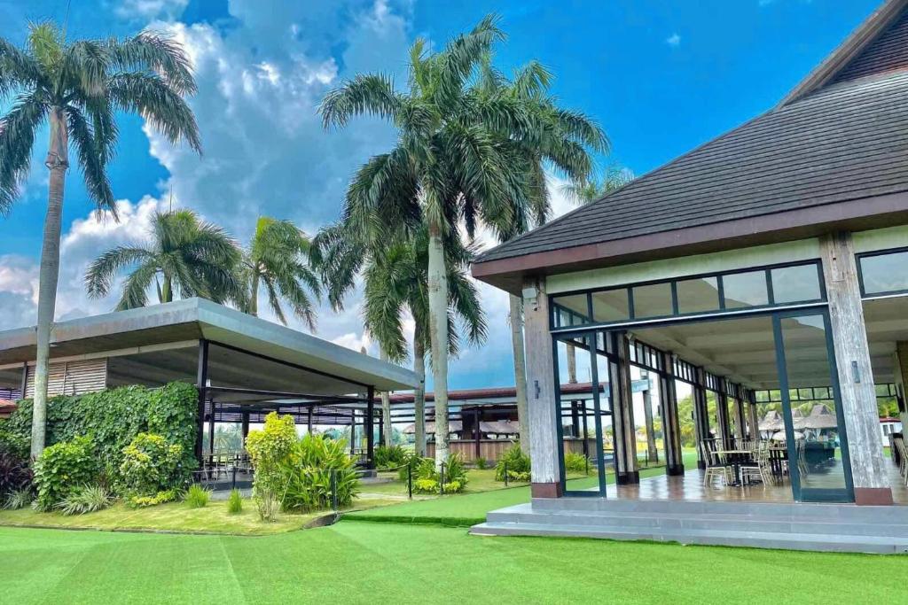 Villa Del Rey Resort CamSur powered by Cocotel, Pili (aktualisierte ...