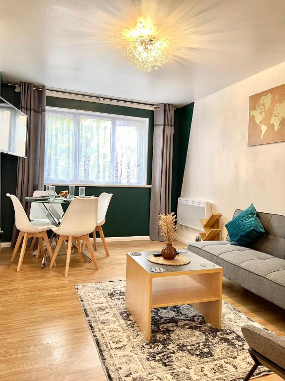 The Express Apartment, Goodmayes (updated prices 2026)