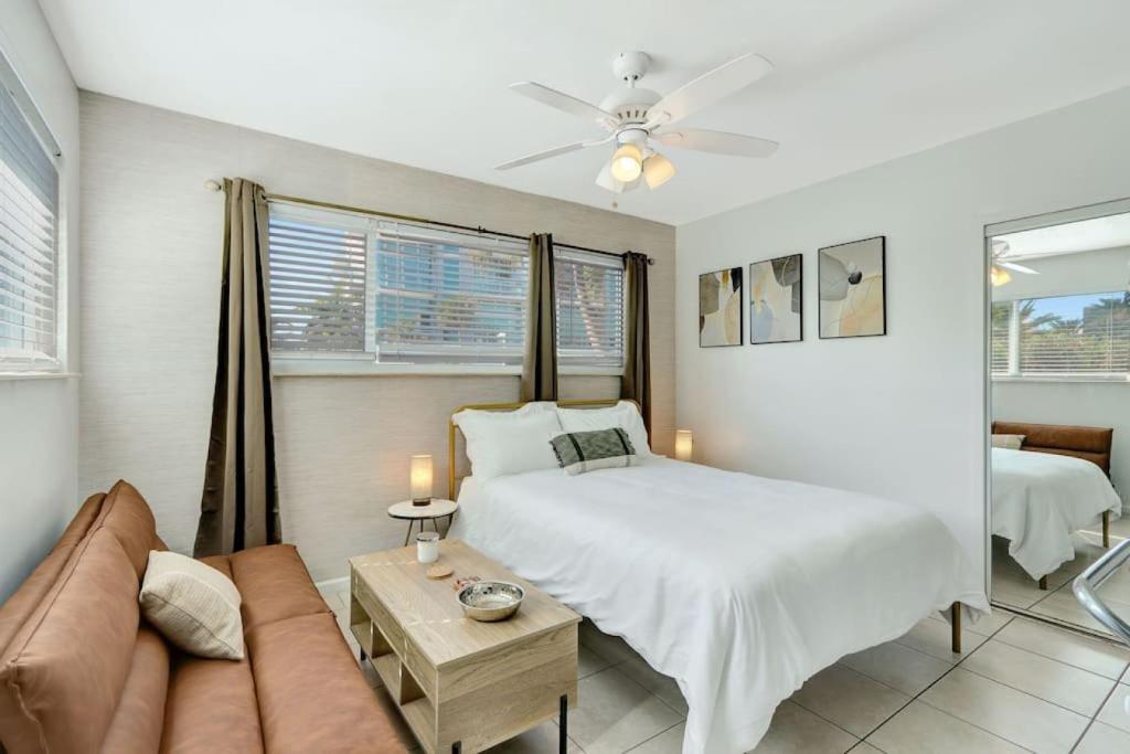 Beachside Bliss Hollywood Studio, Hollywood (precios actualizados 2026)