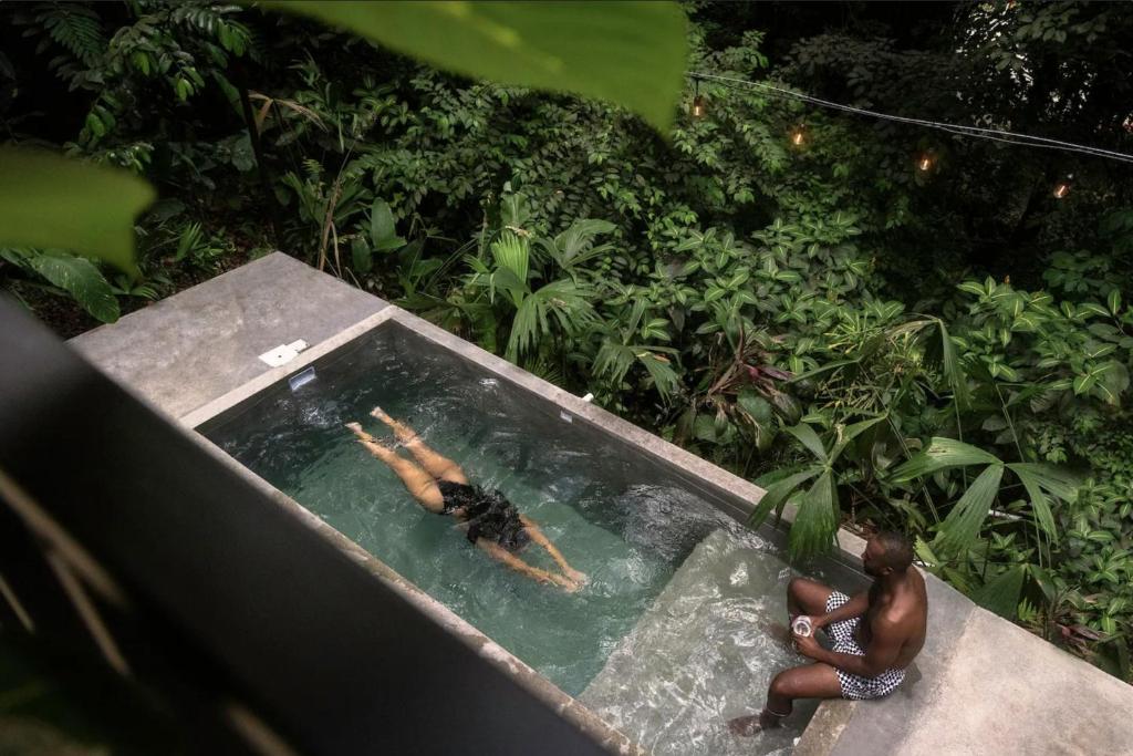 New! Hot deal! Your own & newly renovated Jungle Oasis!, Manuel Antonio ...