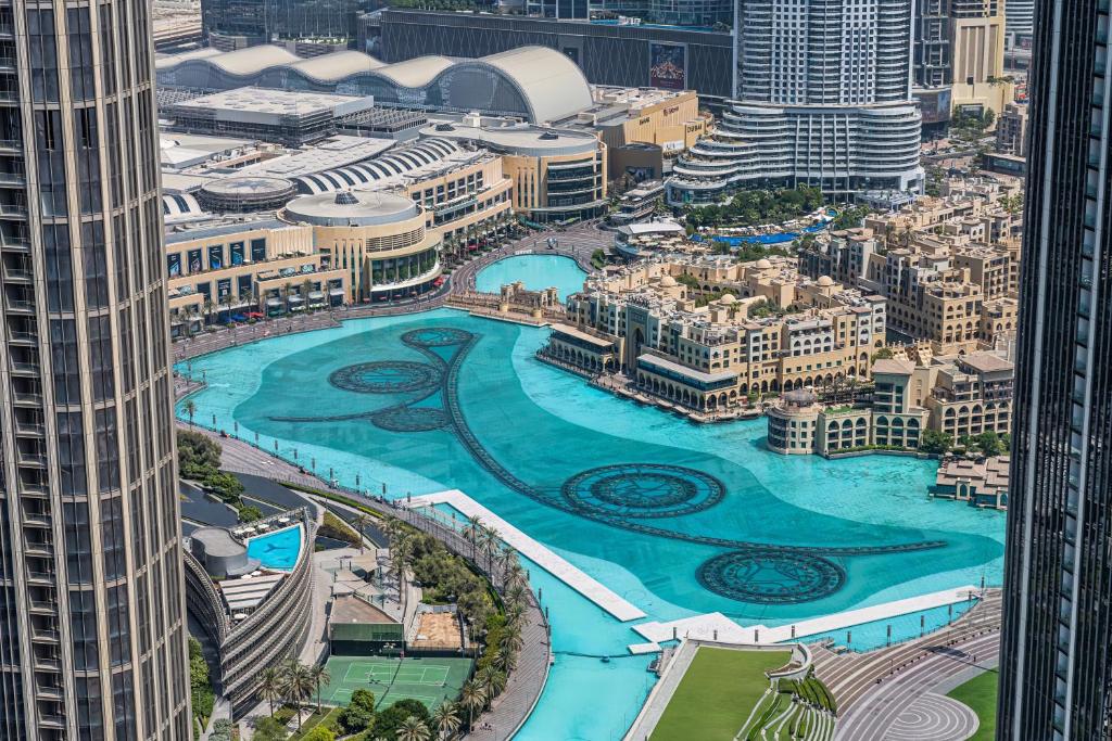 Burj Khalifa Bliss I 4 bedroom Apartments I Burj Khalifa & Fountain ...