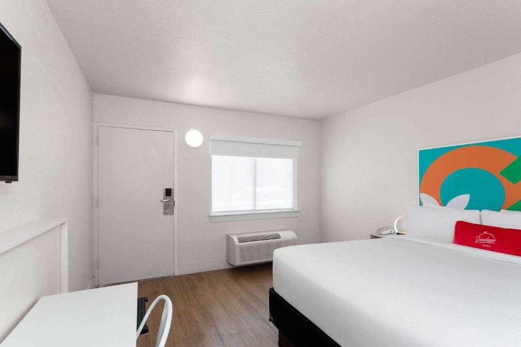 Developer Inn Express Fundamental, a Travelodge by Wyndham, Kissimmee ...