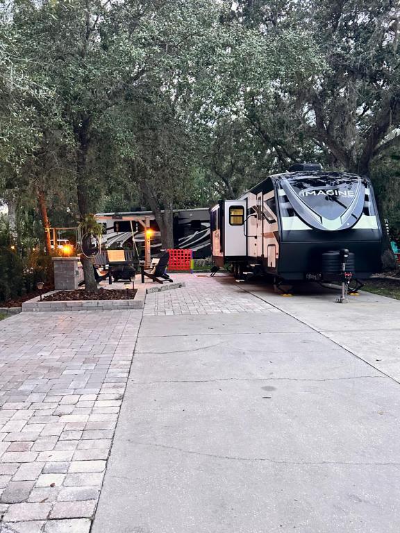 Camper RV in River Ranch, River Ranch (aktualisierte Preise für 2025)