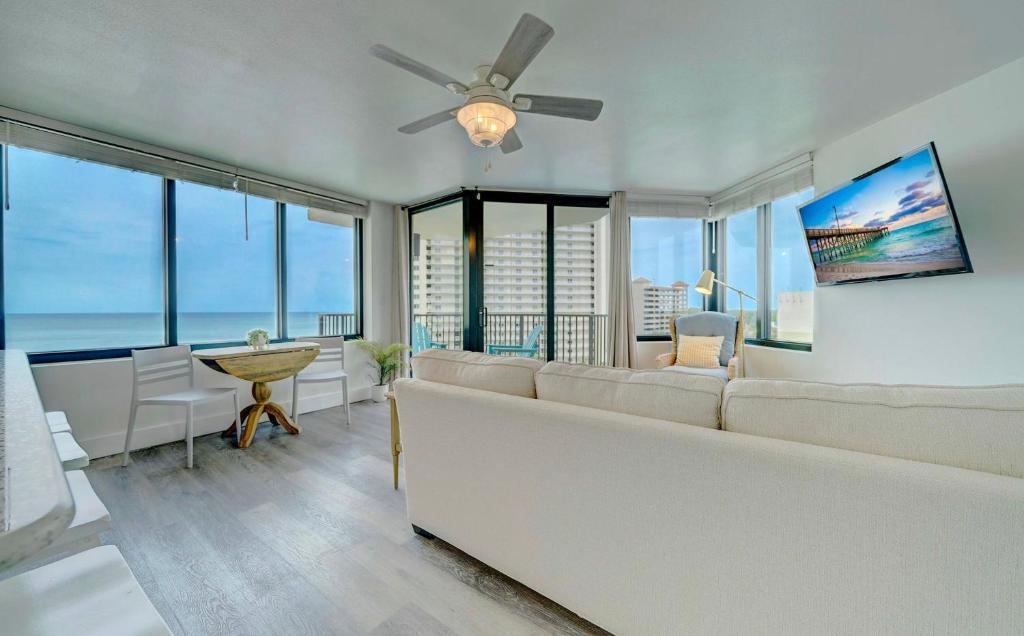 Sunbird Resort! Stunning Remodeled Beachfront Condo! Free Beach Chair ...