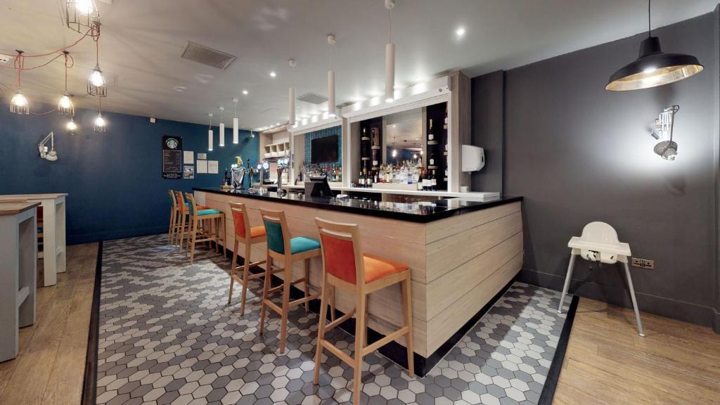 Holiday Inn Runcorn M56 Junction 12 by IHG, Runcorn (updated prices 2025)