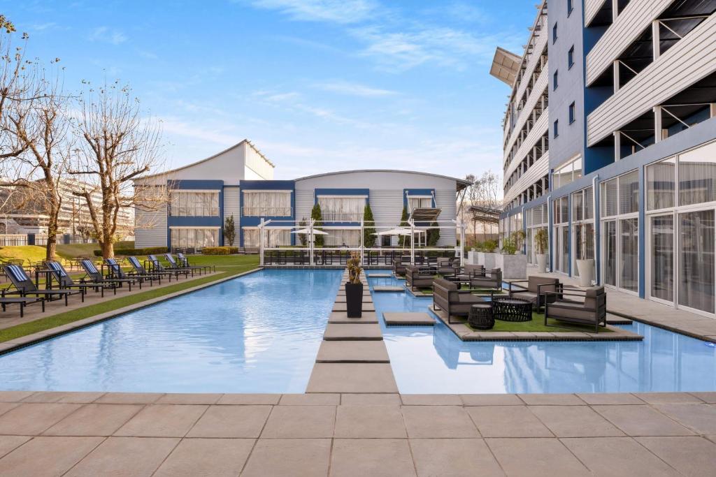 Protea Hotel by Marriott O R Tambo Airport, Kempton Park (updated ...