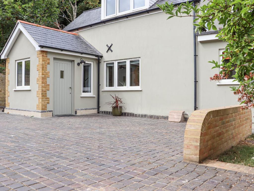 24 Elm Grove, Westgate on Sea (updated prices 2025)