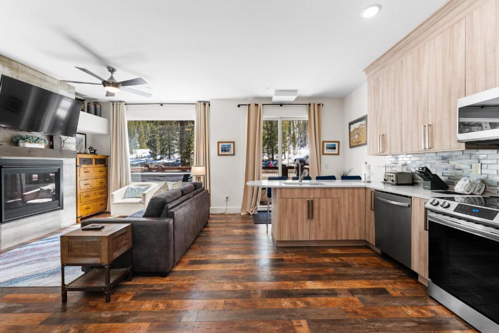 The Seasons at Keystone #1888 by Summit County Mountain Retreats ...