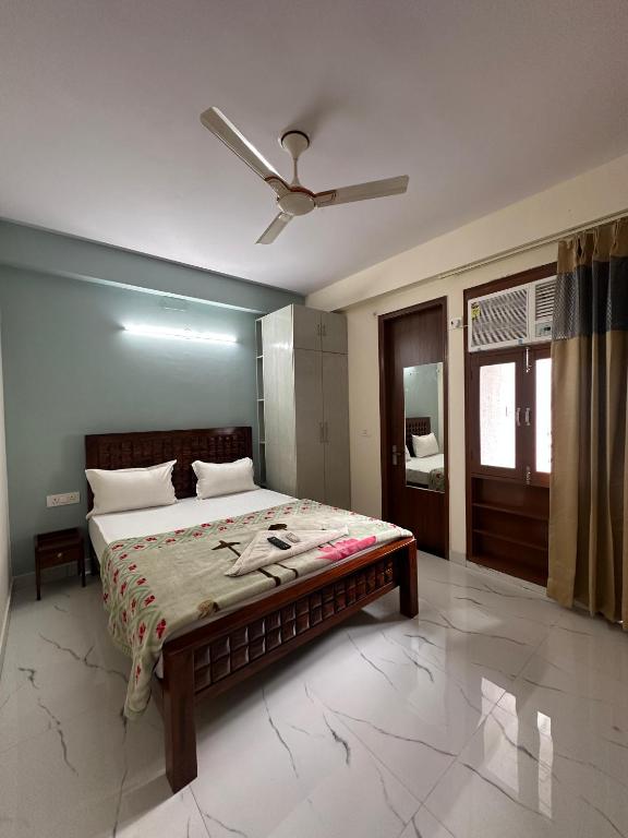 The Raveesh E20 2BHK, New Delhi (updated prices 2026)