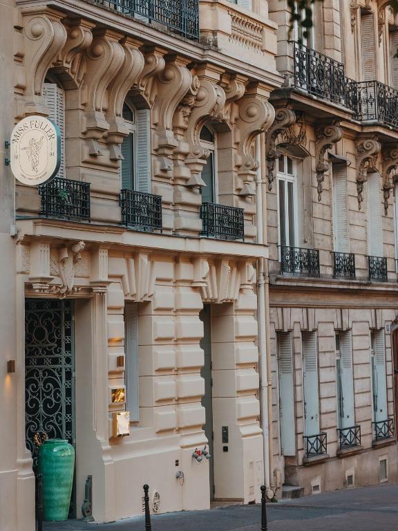 Miss Fuller, Paris (updated prices 2025)