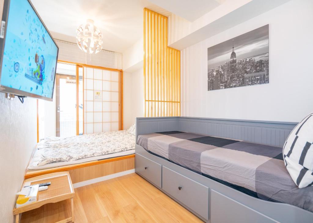 303 步行秋叶原上野 交通便利 舒适大床房 直达浅草银座新宿 设施配套齐全 行李寄存 Cozy Queen Room Walk to Akihabara and Ueno Direct ...