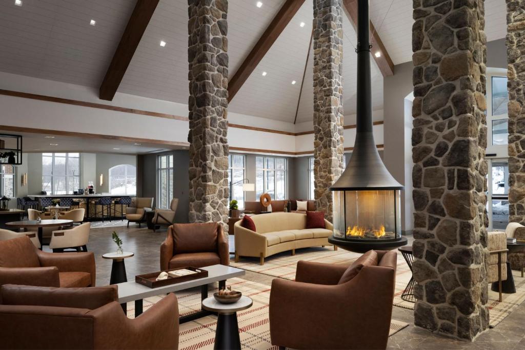 Inn at Bellefield Residence Inn by Marriott, Hyde Park (updated prices ...