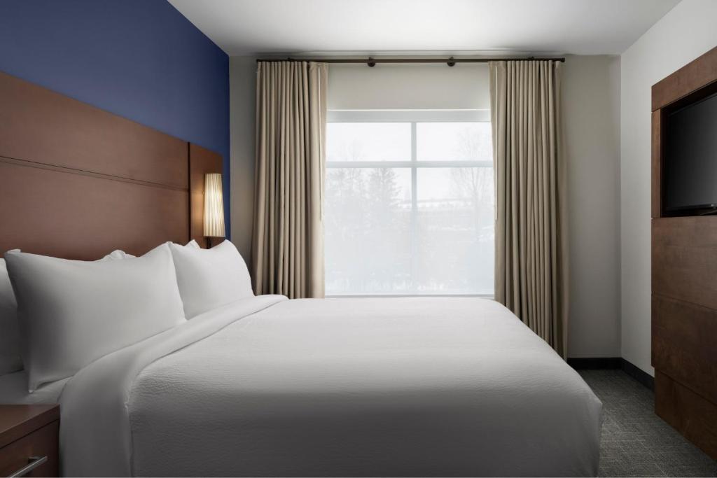 Inn at Bellefield Residence Inn by Marriott, Hyde Park (updated prices ...
