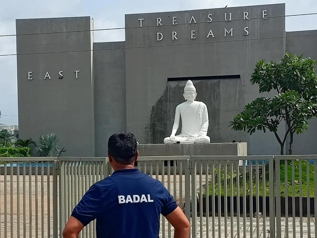 Badal Home Stay Indore Near IIM Indore, RRCAT and IPS, Medicap, Indore ...