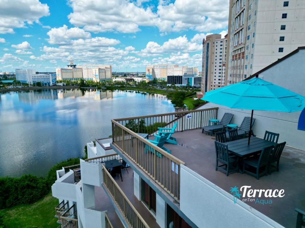 TerraceOnTen Aqua Penthouse - Private Rooftop Terrace with Fireworks ...
