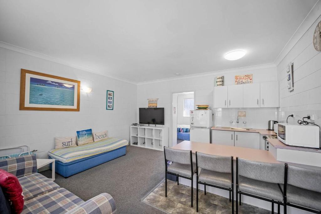 Forster Lodge 16 in Forster - Traveleto