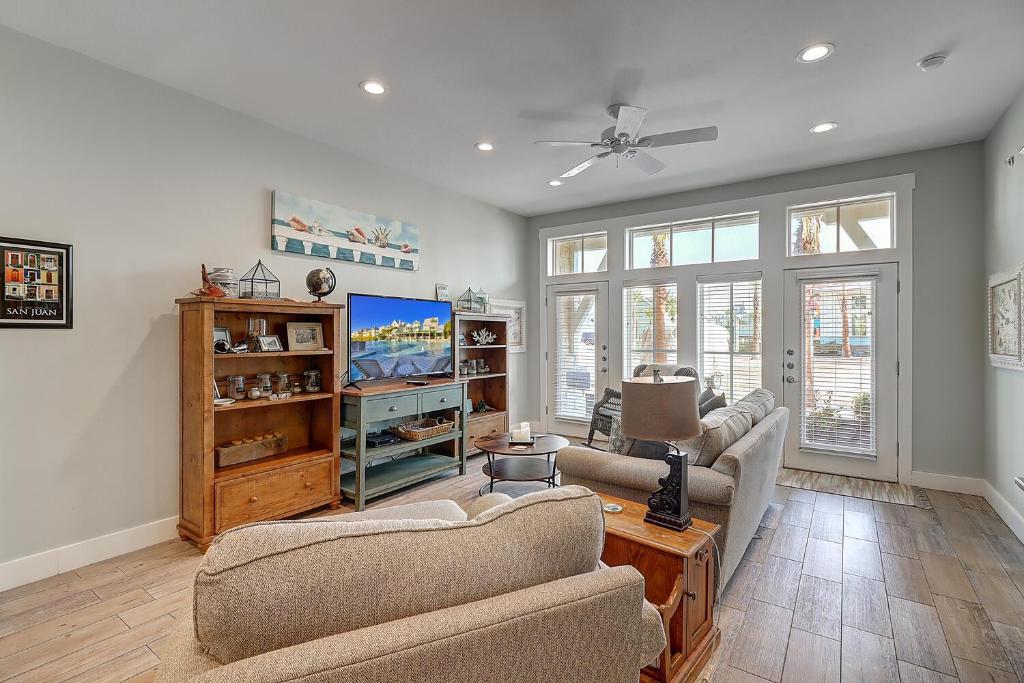 Shells on the Beach TC 2104, Port Aransas (updated prices 2025)