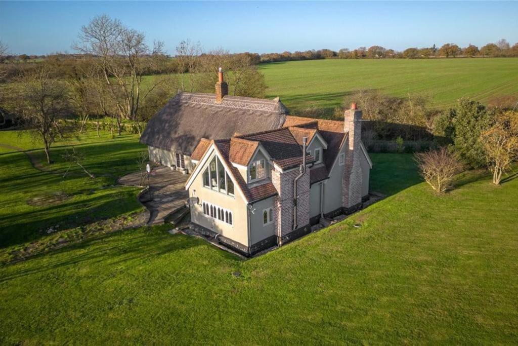 Old Countryside Cottage Free Images : Architecture, Countryside,