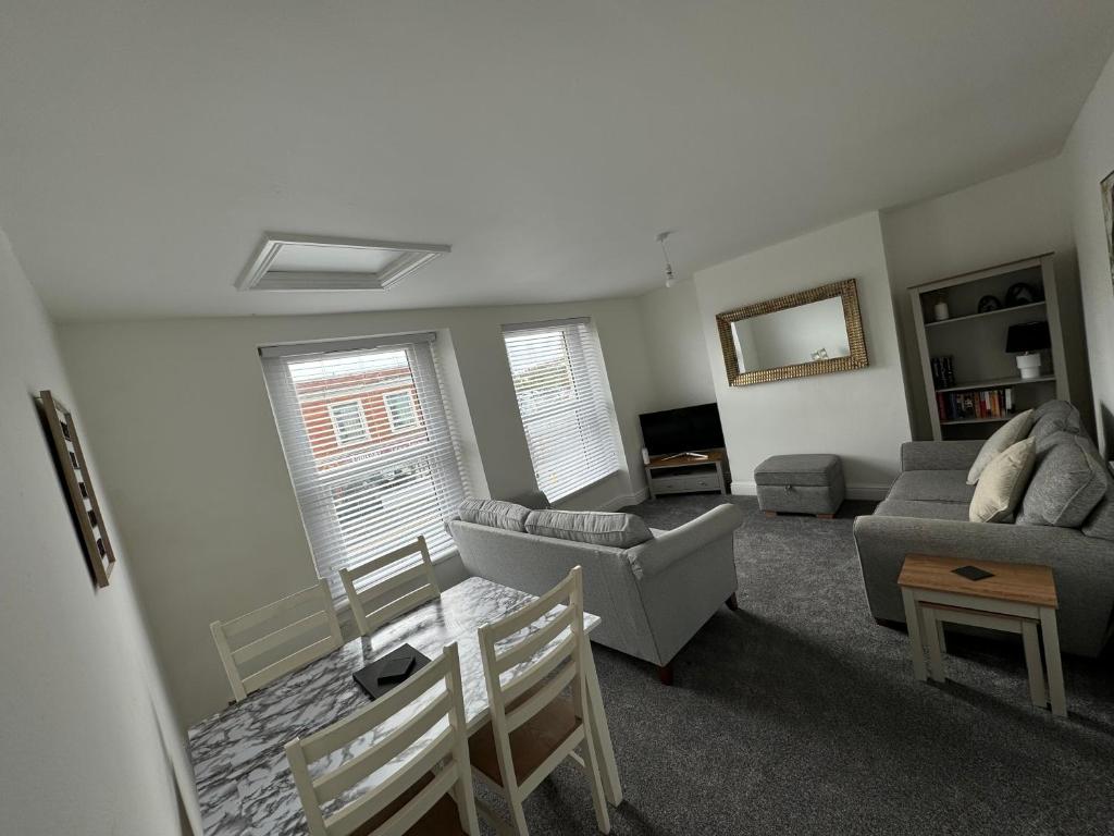 31a locking road, Weston-super-Mare (updated prices 2026)