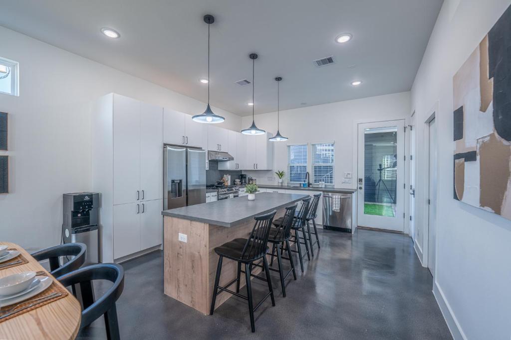 Boho Mod-Pad East Downtown, Houston (updated prices 2025)