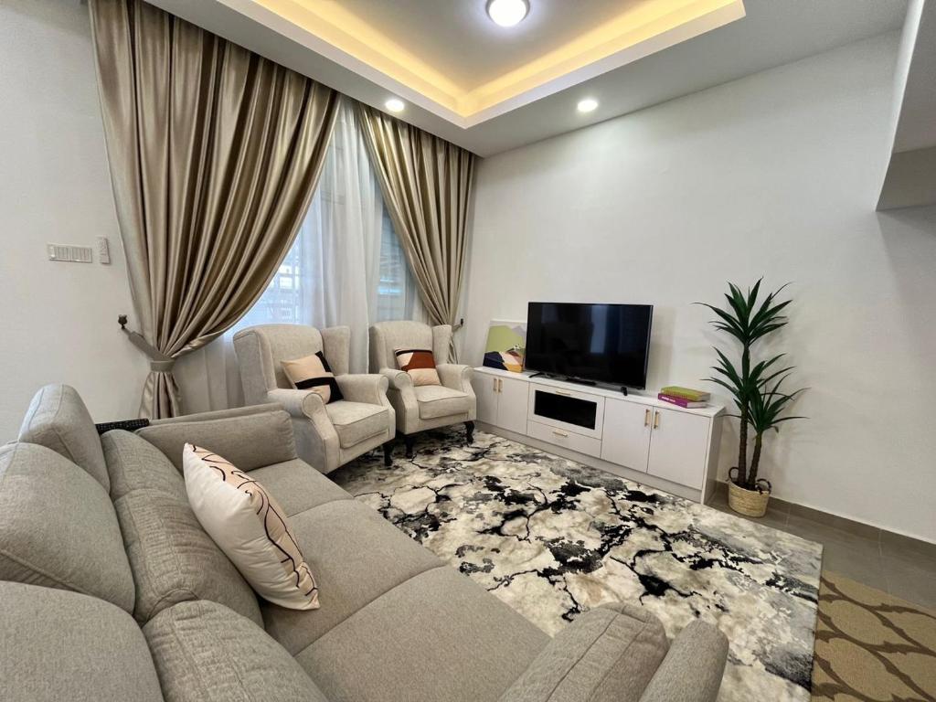 Naura Homestay Taman Scientex Kundang Jaya, Rawang, Pengkalan Kundang ...