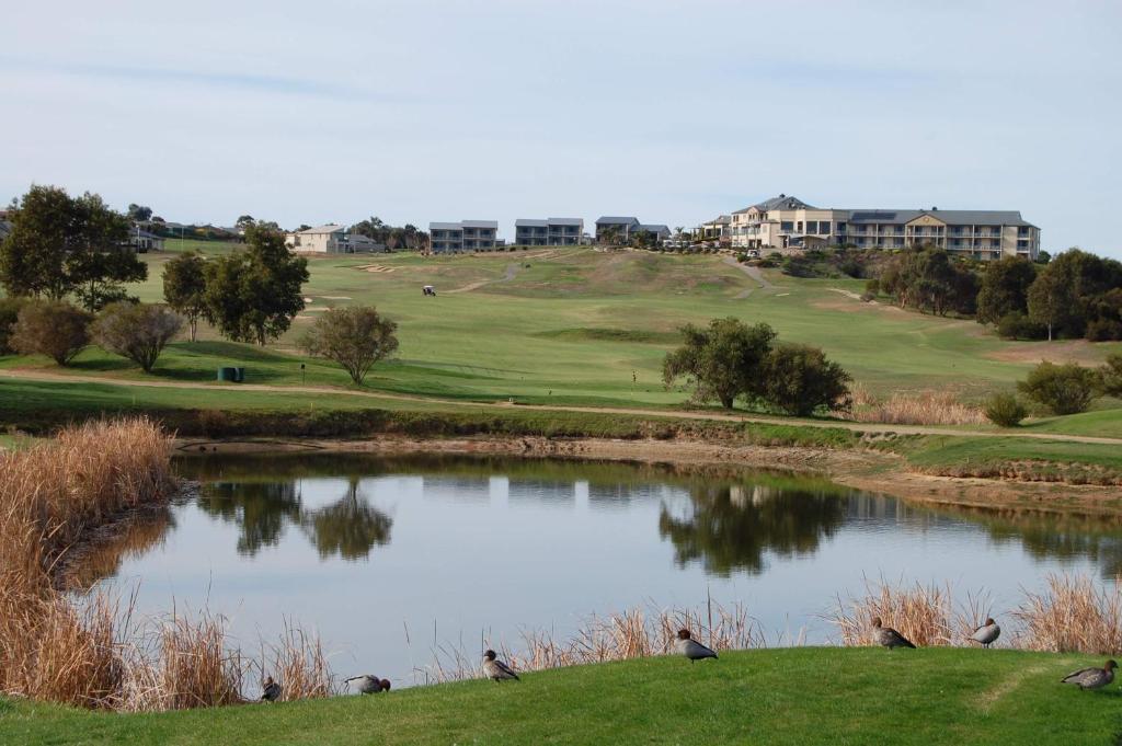 McCracken Country Club, Victor Harbor (updated prices 2025)