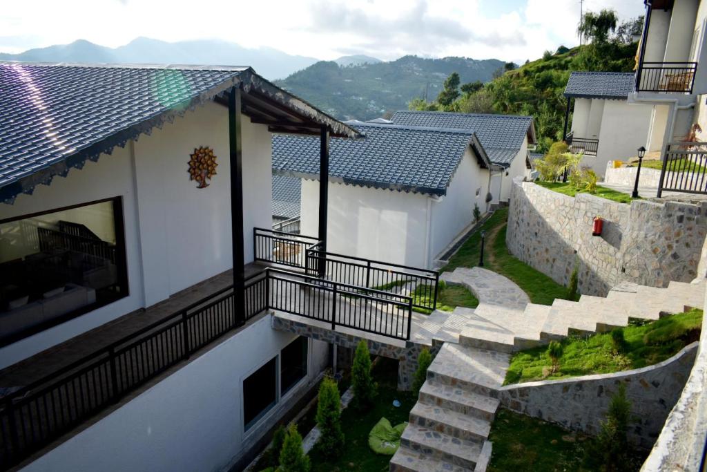 Rega Manivedya The jungle trail Resort, Mukteshwar (prezzi aggiornati ...