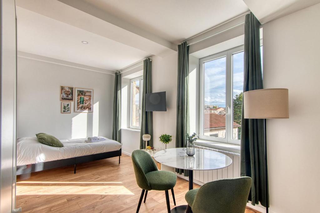 L'Olivier - Cosy studio rénové au coeur de Lyon 5ème, Lyon (updated ...