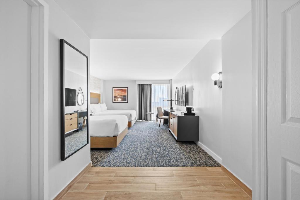 DoubleTree by Hilton New York JFK Airport, Queens (updated prices 2025)
