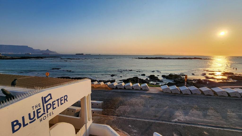 The Blue Peter Hotel, Bloubergstrand (updated prices 2025)