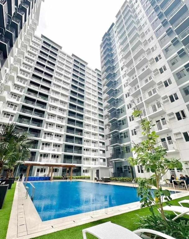 S&E Condo # 307, Iloilo City (updated prices 2026)