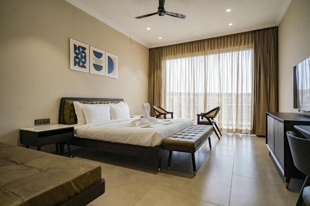 Maira Resort and Convention Centre, Raipur (updated prices 2025)
