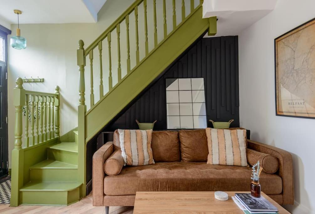 Cottage in the City The Harland Rathdrum Cottage, Belfast (updated ...