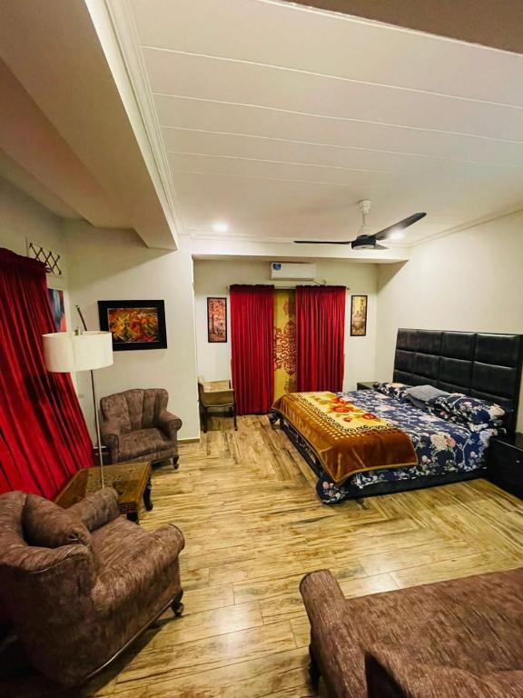 Nazeef ur Rehman, Rawalpindi (updated prices 2026)