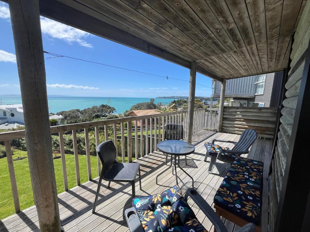 Stanmore Bay Log Cabin - short walk to beach, Stanmore Bay (updated ...