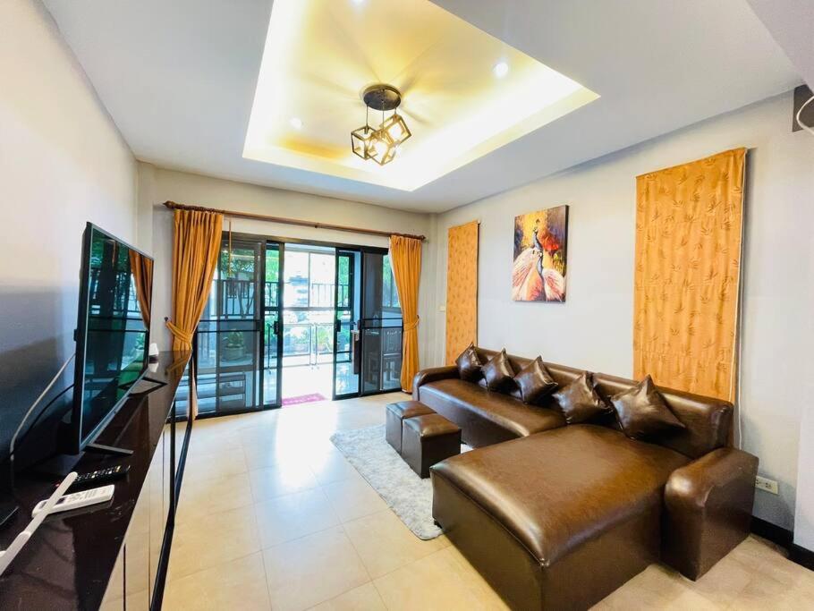 Boomerang House, Ban Karon (updated prices 2025)