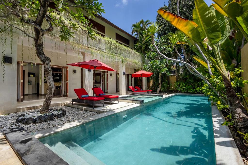 NEW Deluxe Resort - Jacuzzi And Private Sauna, Seminyak (updated prices ...