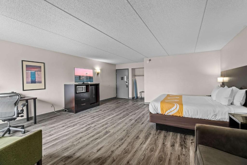 Quality Inn & Suites Mall of America - MSP Airport, Bloomington ...