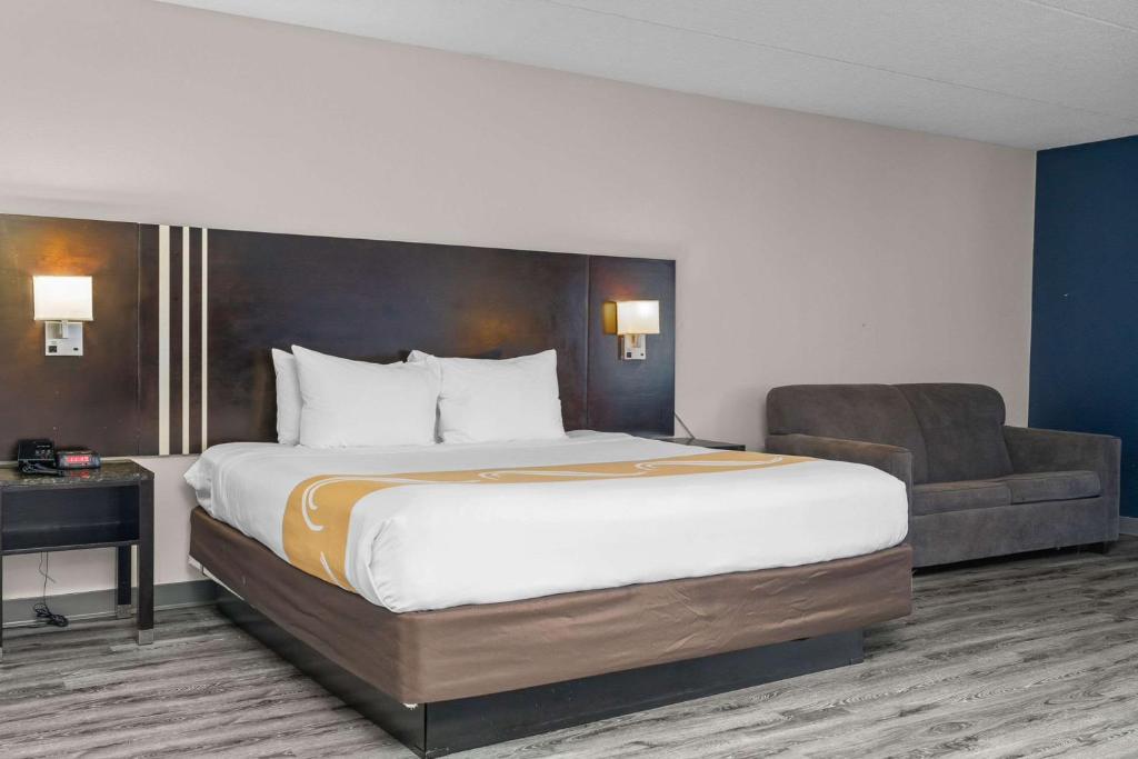Quality Inn & Suites Mall of America - MSP Airport, Bloomington ...