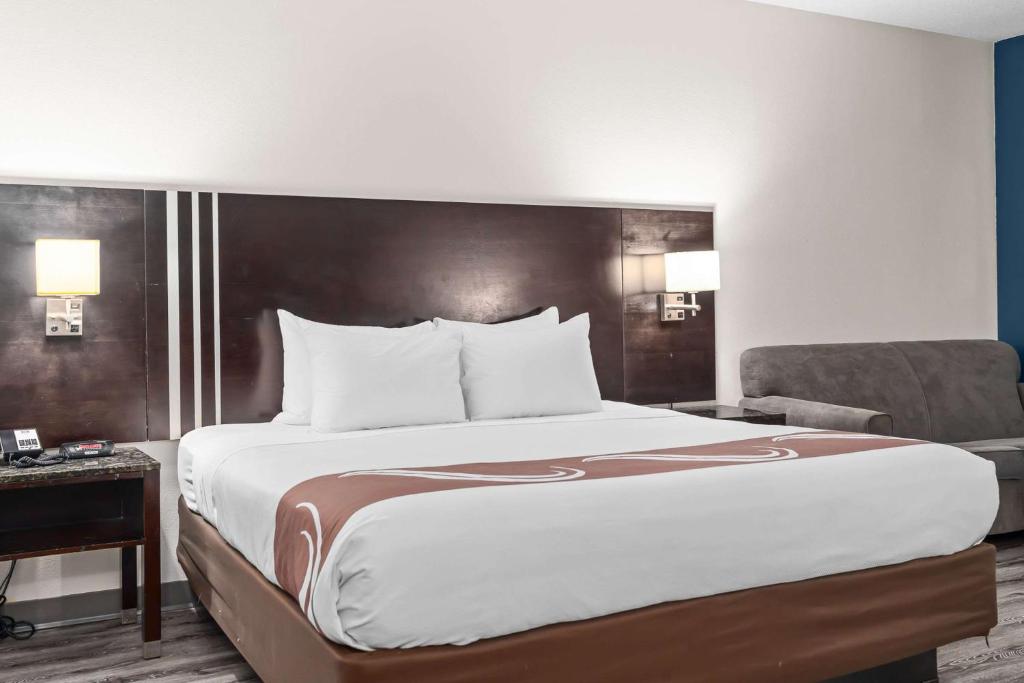 Quality Inn & Suites Mall of America - MSP Airport, Bloomington ...