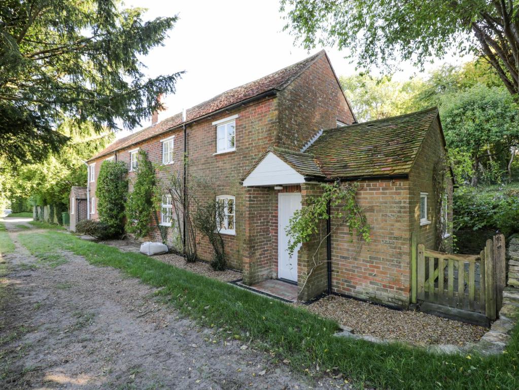 Chalkpit Cottage, Didcot (updated prices 2026)