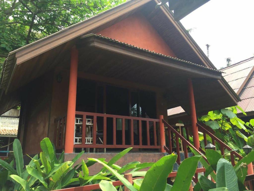 Fish House Bungalows, Ko Chang (updated prices 2026)