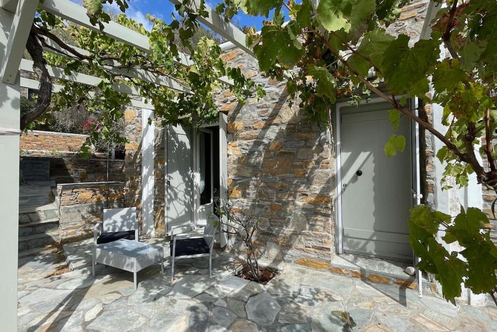 Cycladic Cottage, Kanala (updated prices 2025)