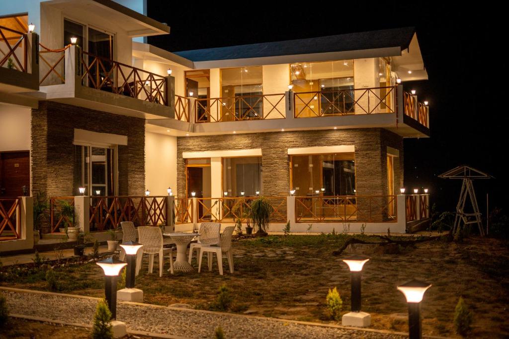 Maatidera Resort Kanatal The Boutique stay in the Lap of Himalayas ...